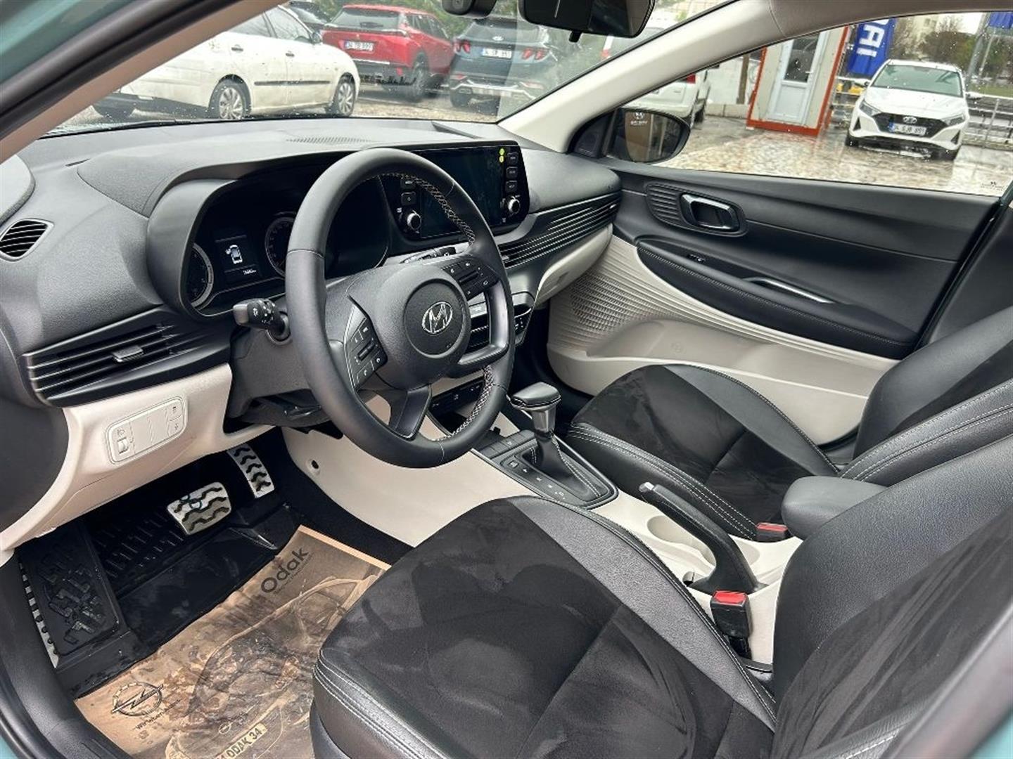 HYUNDAI BAYON / 1.4 MPI STYLE DCT