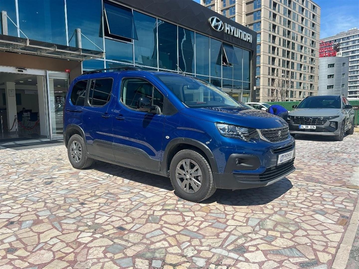 PEUGEOT RİFTER / 1.5 BLUE HDI GT EAT 8